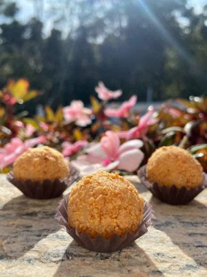 Brigadeiro de paçoca une 2 queridinhos dos brasileiros - Plena Mulher
