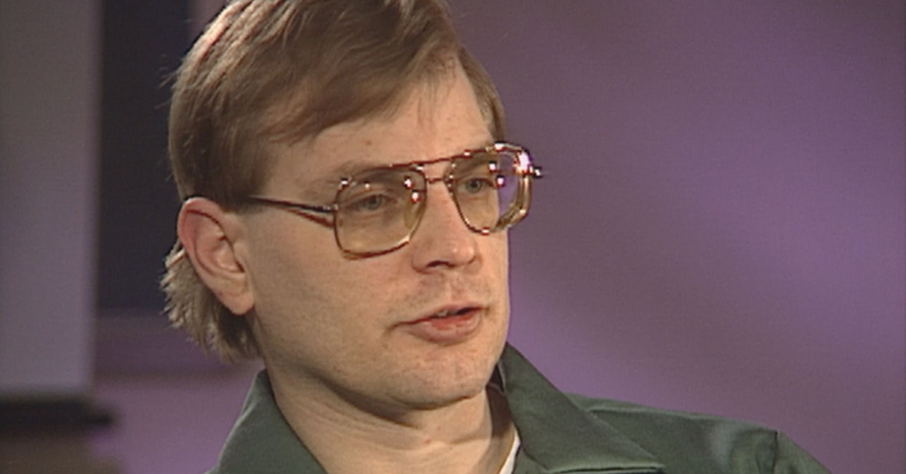 ‘Não gostava de matar’: entrevista de Dahmer para série - Plena Mulher