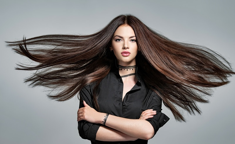 O que você precisa saber antes de colocar mega hair? - Plena Mulher